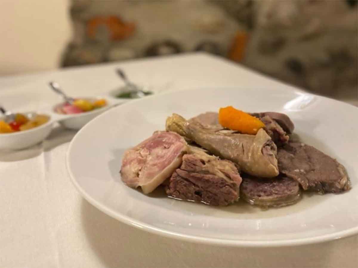 Where to Eat Authentic "Bollito" in Milan and Surroundings: The Top 10 ...