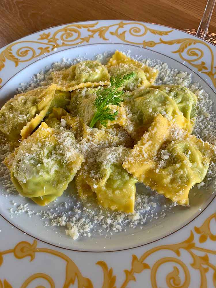 Where to eat the typical "tortelli di erbette" in Parma: the 10 best ...
