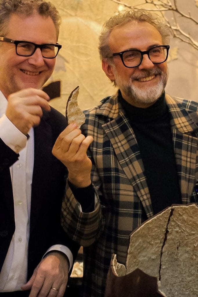 Gucci's Easter egg with Fabio Fazio's chocolate is lemon, rosemary, and ...