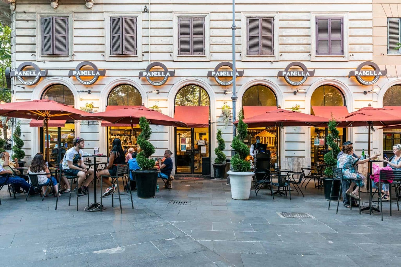 Food shops, historic trattorias, and bakeries: where to eat in ...