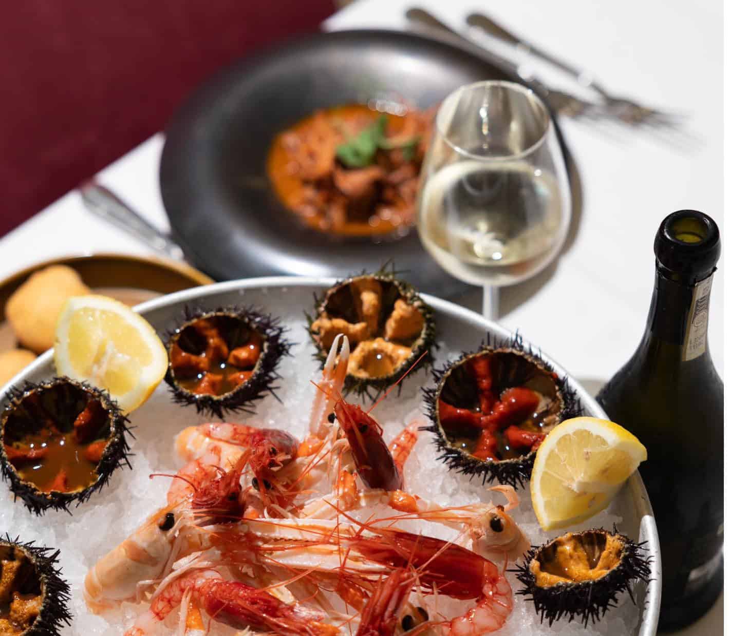 Where to eat raw fish in Bari: top spots selected by Gambero Rosso ...