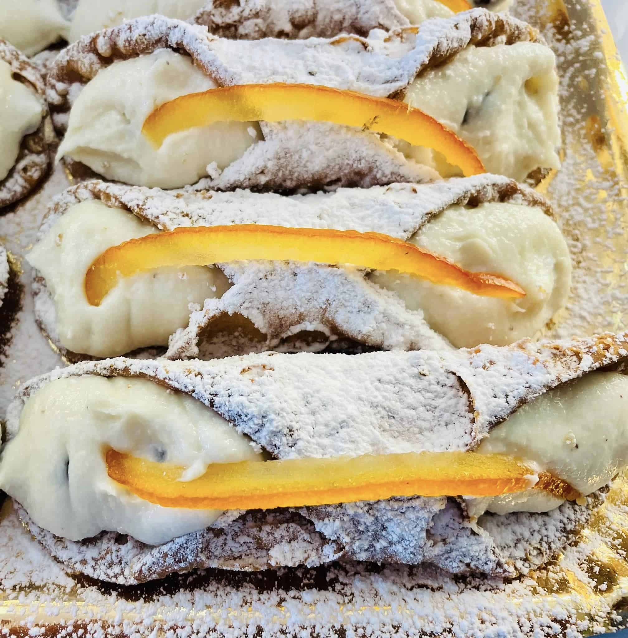 Where to eat the best Sicilian Cannoli in Palermo - Gambero Rosso ...