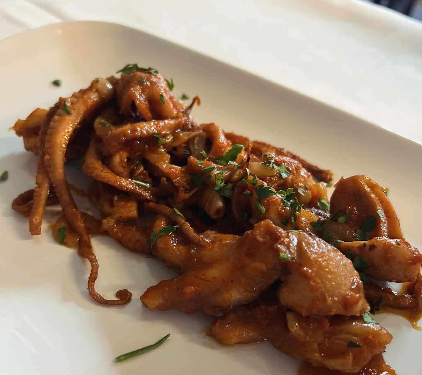 Where to eat fish in Catania: the 8 best trattorias chosen by Gambero ...