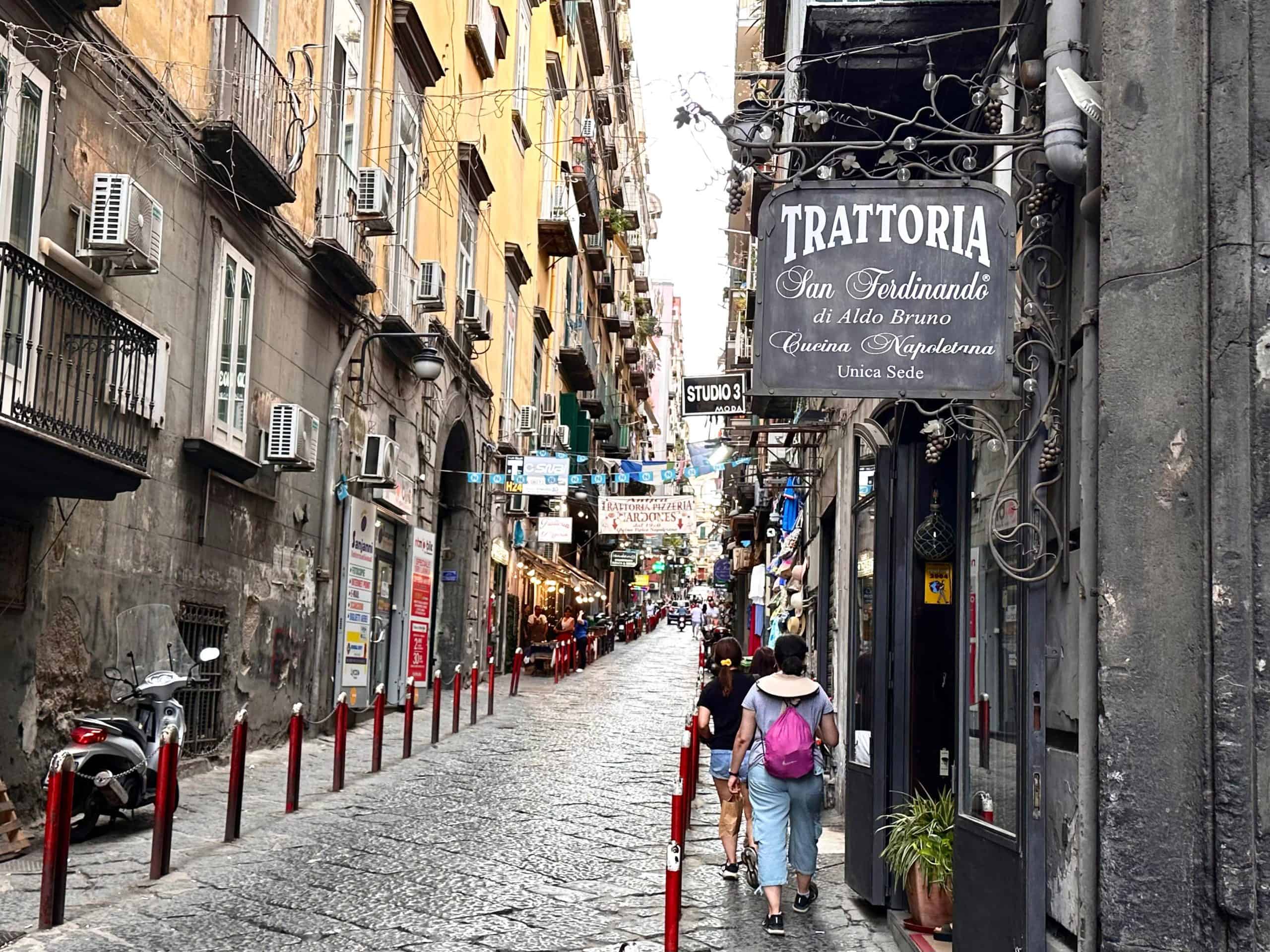 The new life of Naples' Spanish Quarters: here are the best places to ...