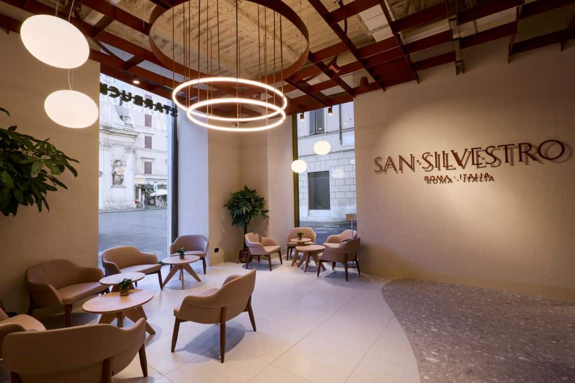 The first Starbucks flagship store in Europe opens in the heart of Rome ...